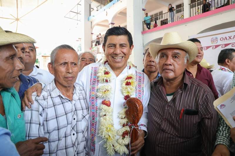 Por primera vez, San José Tenango recibe a un Gobernador e inversión ...